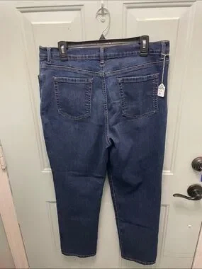 Gloria Vanderbilt | Jeans | Gloria Vanderbilt Indigo Blue Slim Straight ...